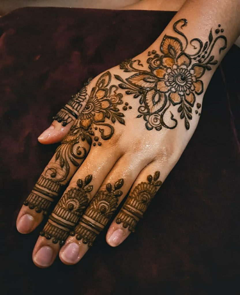 35+ Mehndi Designs for Diwali Mehndi designs | weddingbels